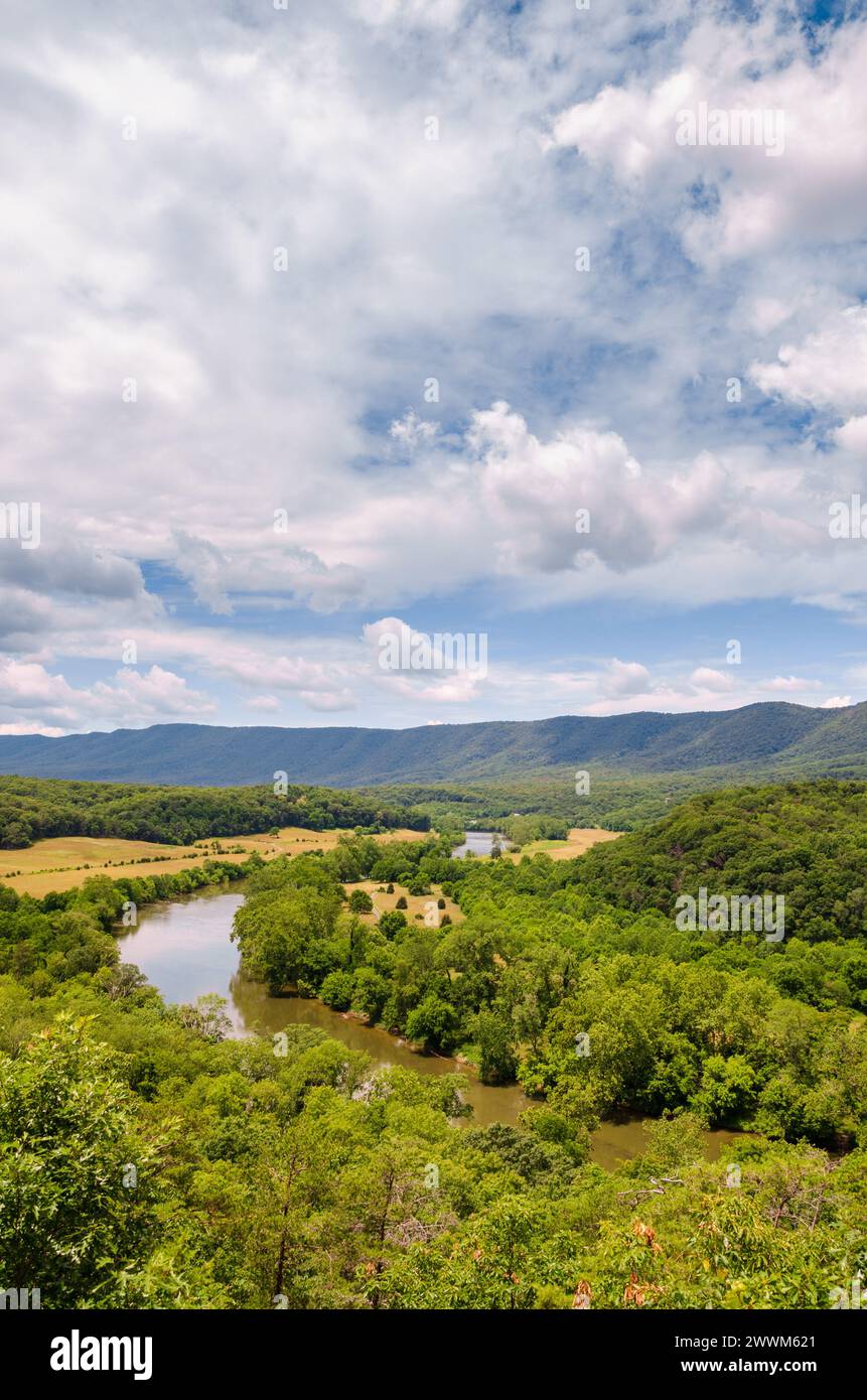Shenandoah River Raymond R. "Andy" Guest Jr. State Park in Bentonville ...