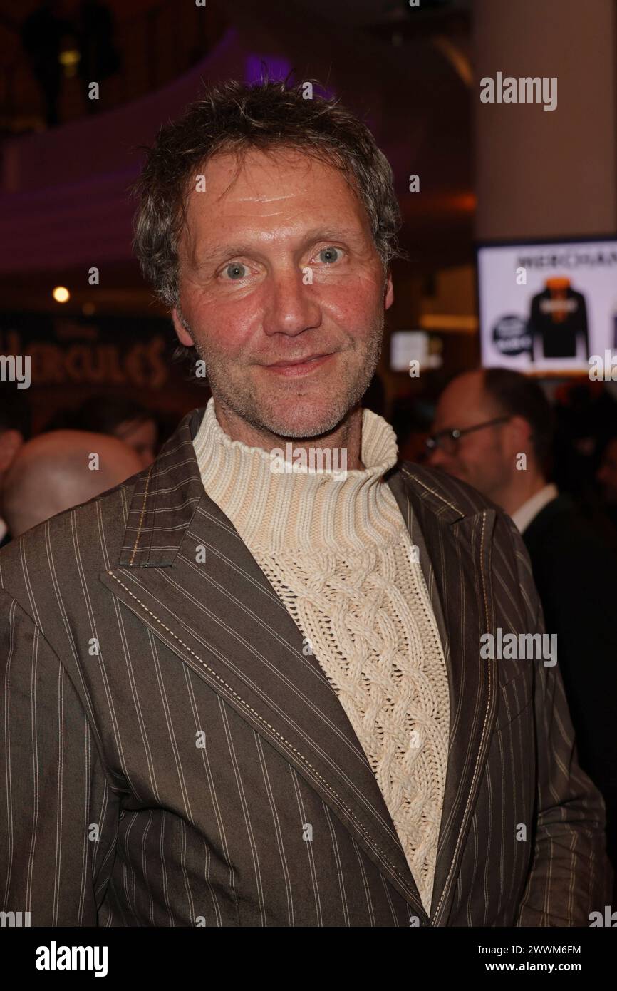 RECORD DATE NOT STATED HERCULES PREMIERE 24.03.2024 Patrik Fichte ...