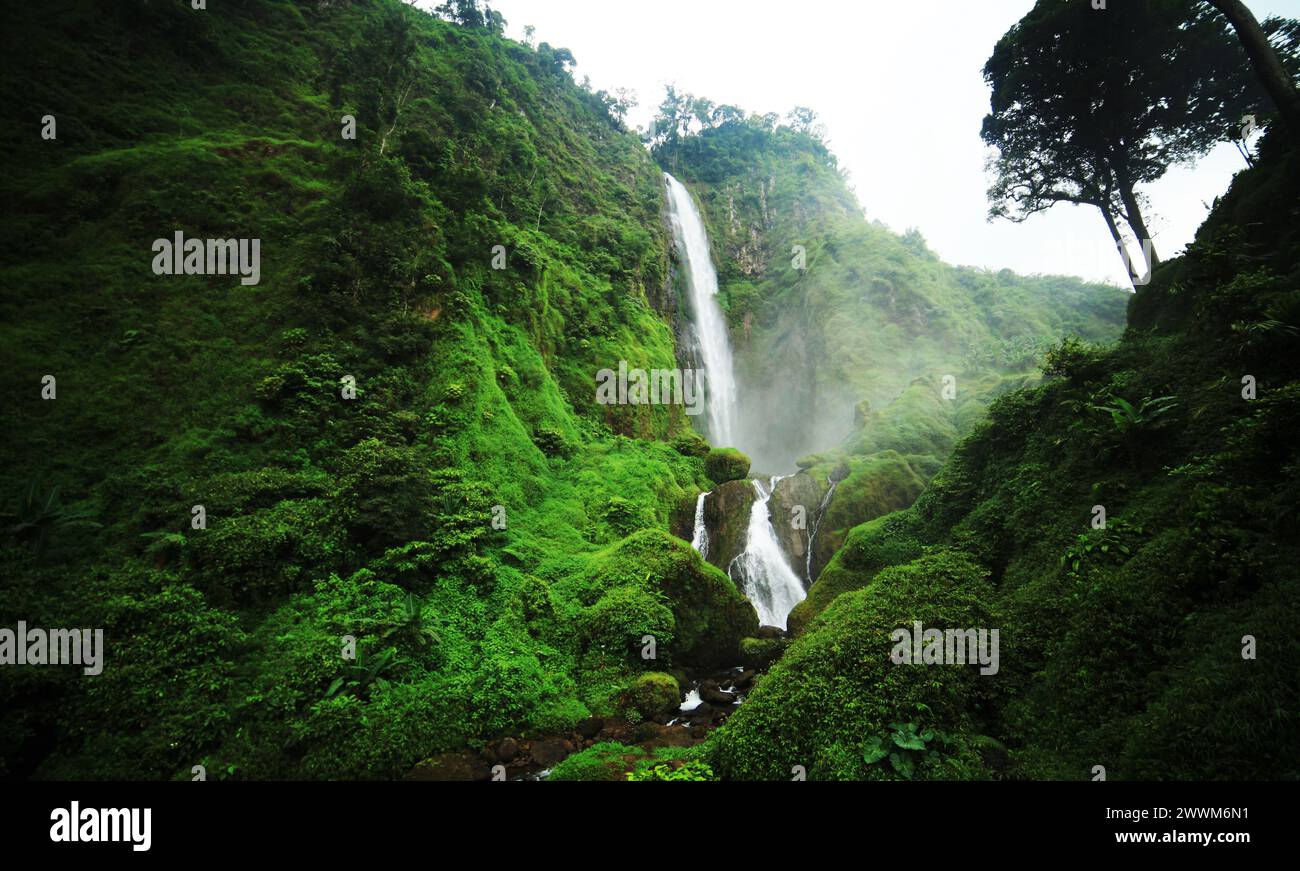 Citambur Waterfall, Cianjur Indonesia Stock Photo - Alamy