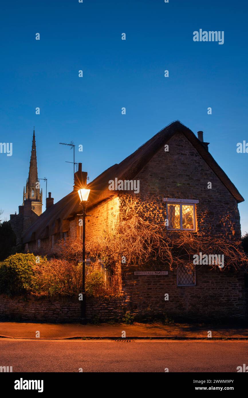 Cottage path dusk hi-res stock photography and images - Alamy