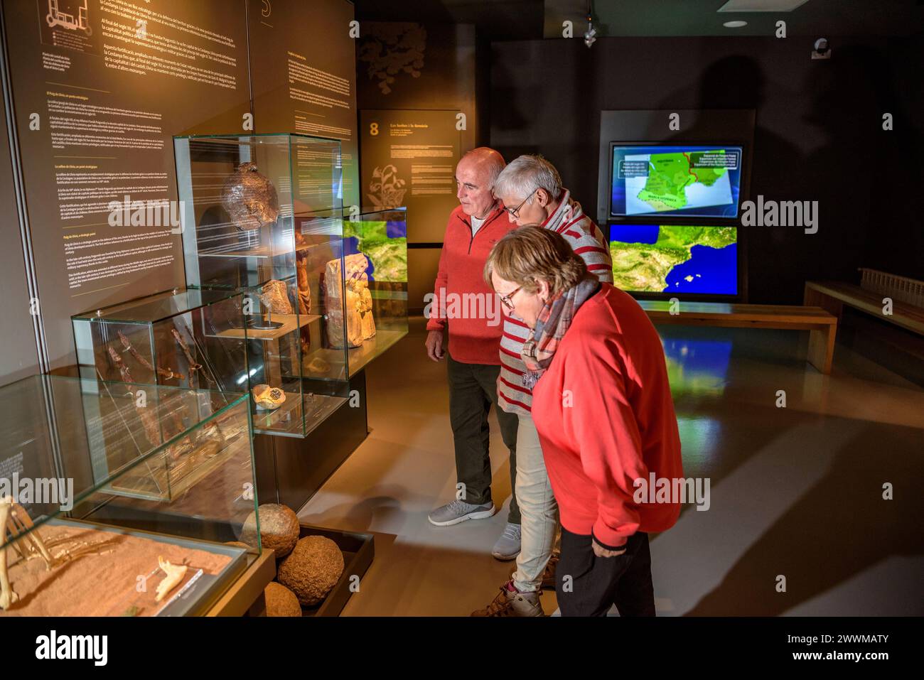 Persona de interior hi-res stock photography and images - Alamy