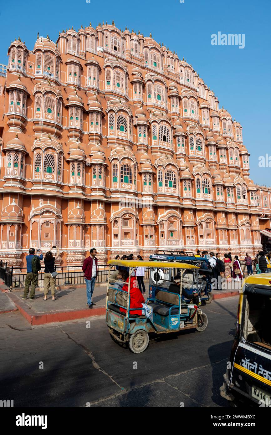 Kolkata writer’s building hi-res stock photography and images - Alamy