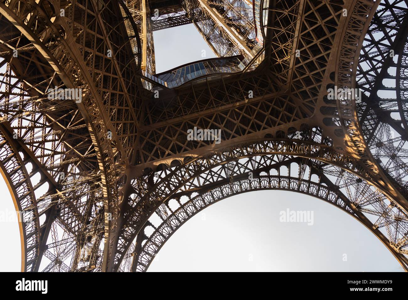 5th December 2023- The Eiffel Tower, Paris, France Stock Photo - Alamy