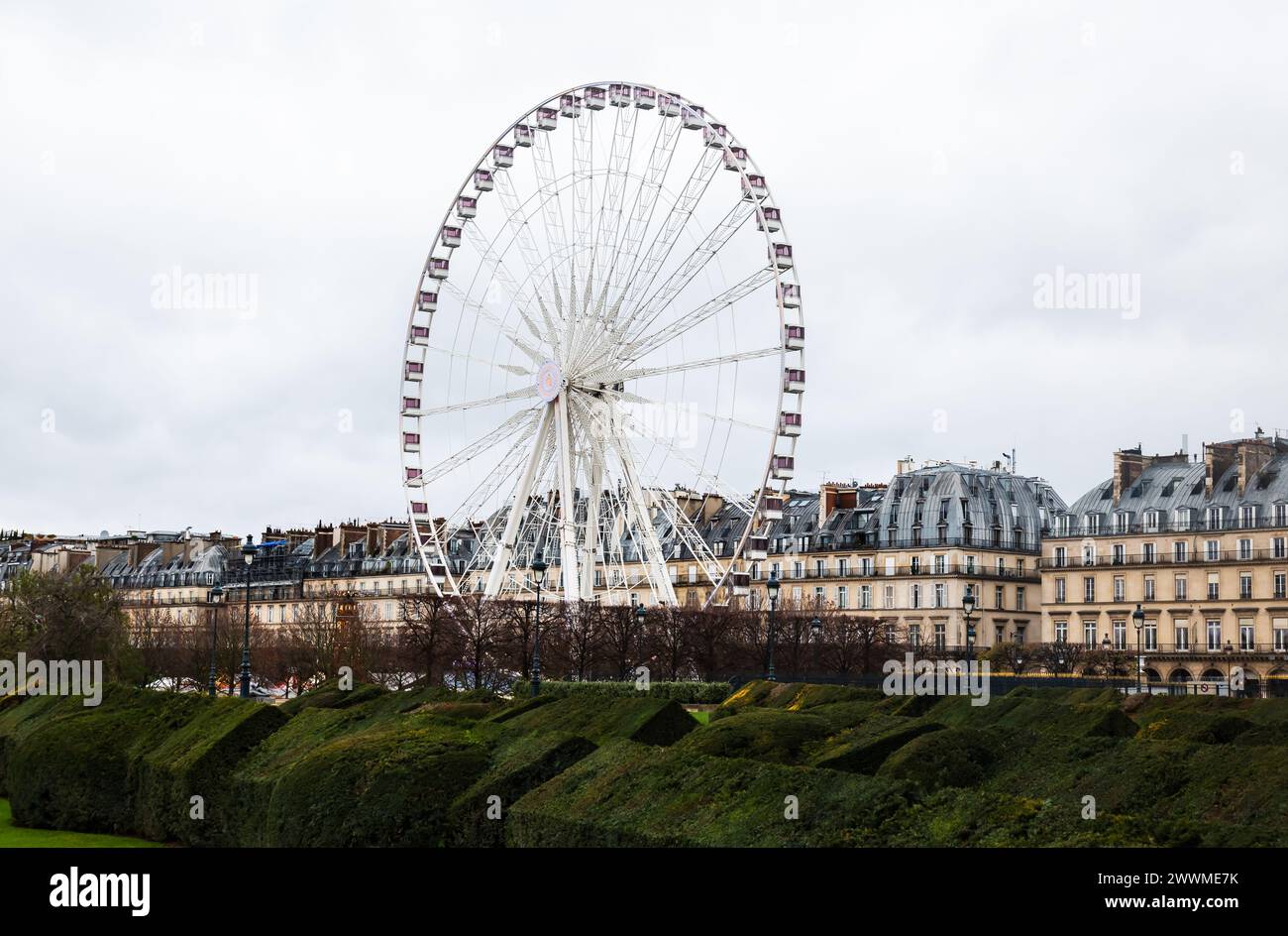 5th December 2023- The Paris Ferris Wheel on the Place de la Concorde ...