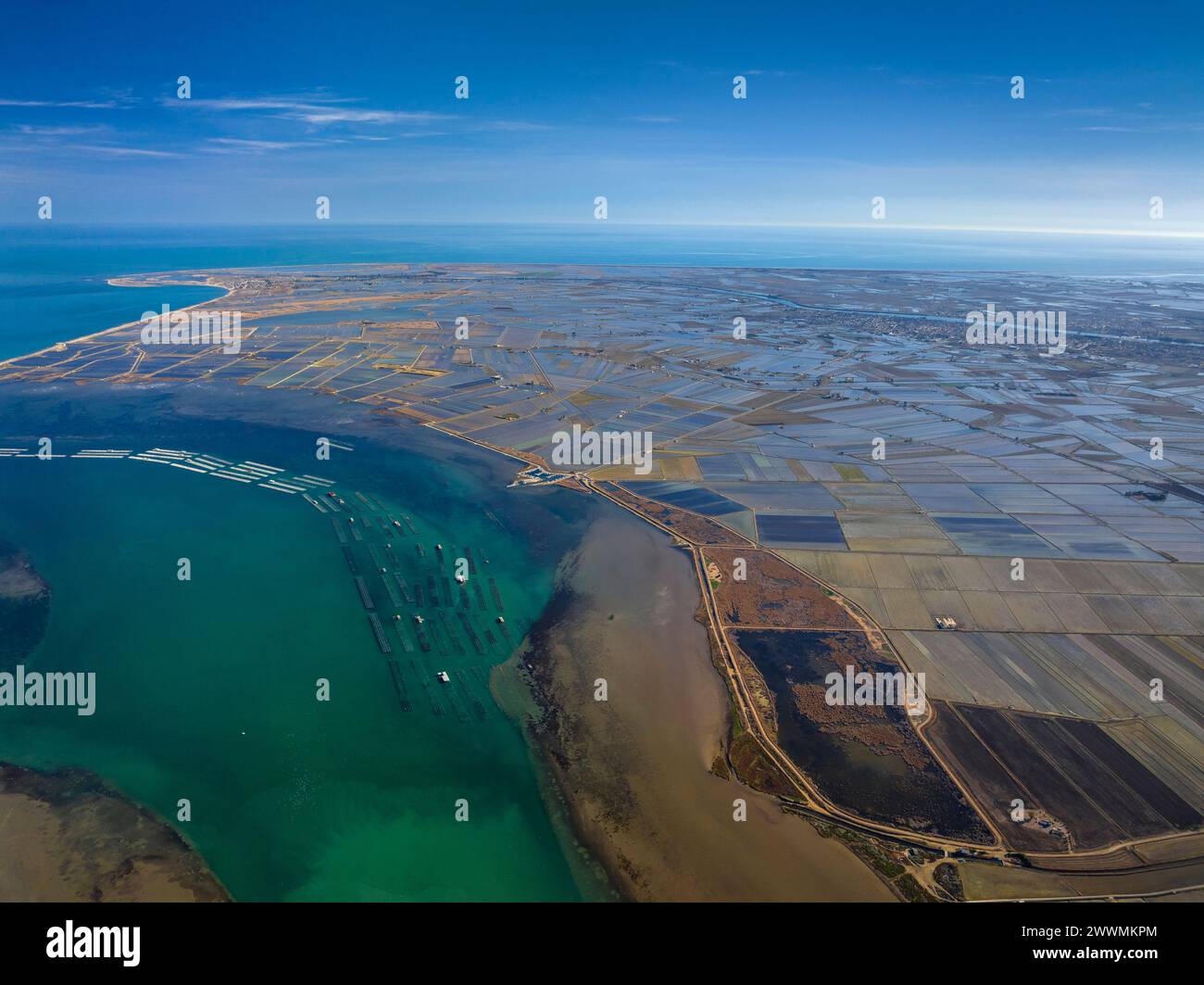 Ai invierno hi-res stock photography and images - Alamy