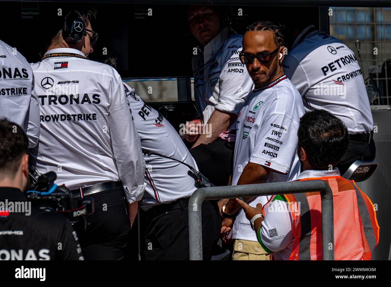 BAHRAIN INTERNATIONAL CIRCUIT, BAHRAIN - FEBRUARY 21: Lewis Hamilton ...