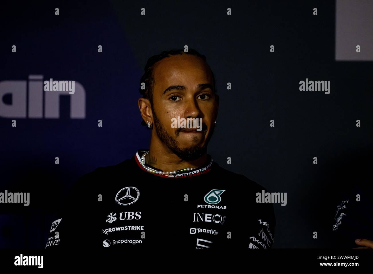BAHRAIN INTERNATIONAL CIRCUIT, BAHRAIN - FEBRUARY 28: Lewis Hamilton ...