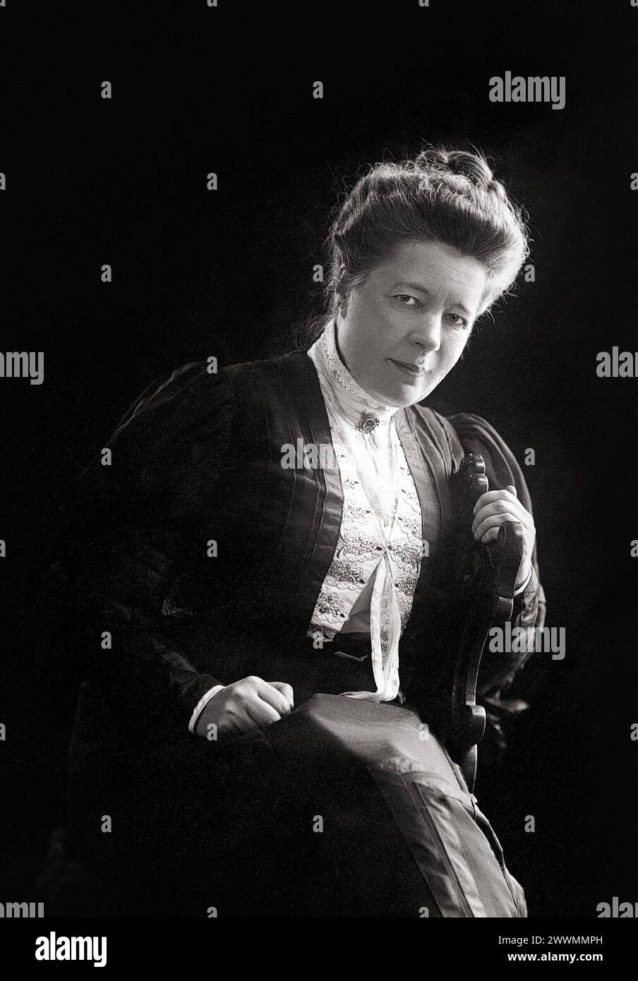 Photograph of Swedishv writer Selma Lagerlöf (1858-1940), 1906 - photo ...