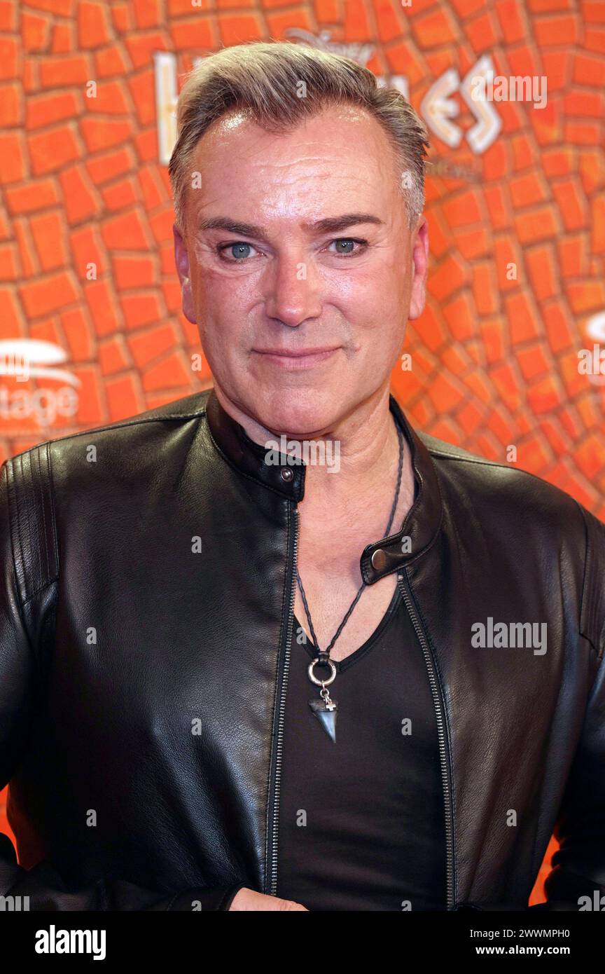 Uwe Kröger bei der Premiere des Musicals Hercules im Stage Theater Neue ...