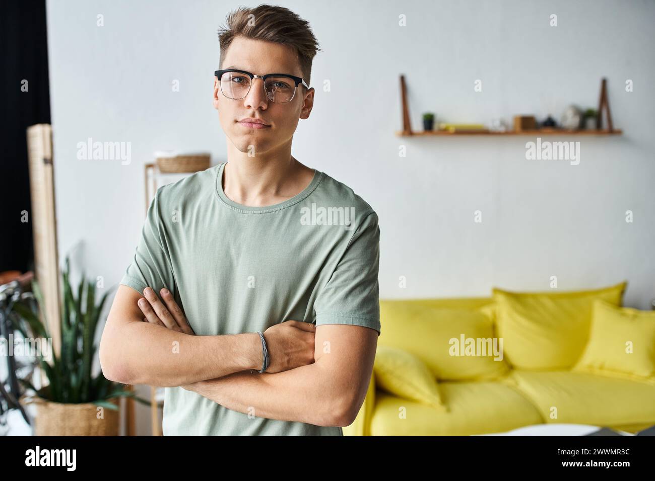 Self folding hi-res stock photography and images - Alamy