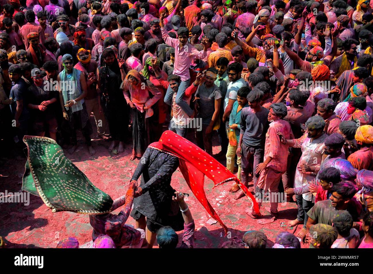 Mathura, India. 19th Mar, 2024. Transgender seen dancing at Radharani ...