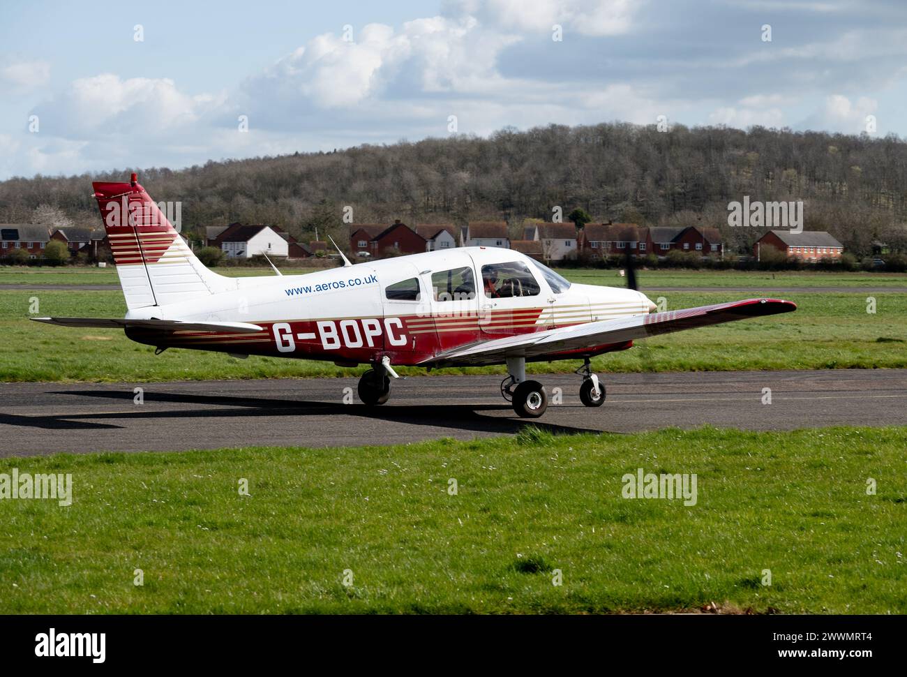 Piper PA-28-161 Cherokee Warrior II at Wellesbourne Airfield ...