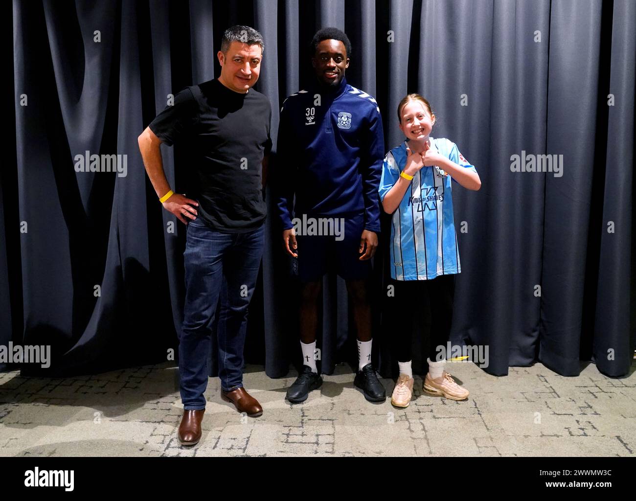 Coventry City's Fabio Tavares (centre) ahead of a training session at ...