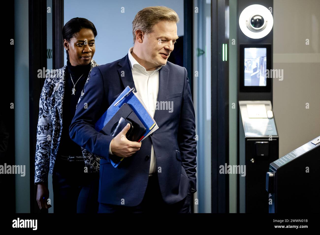 THE HAGUE - Merlien Welzijn (NSC) and Pieter Omtzigt (NSC) after a ...