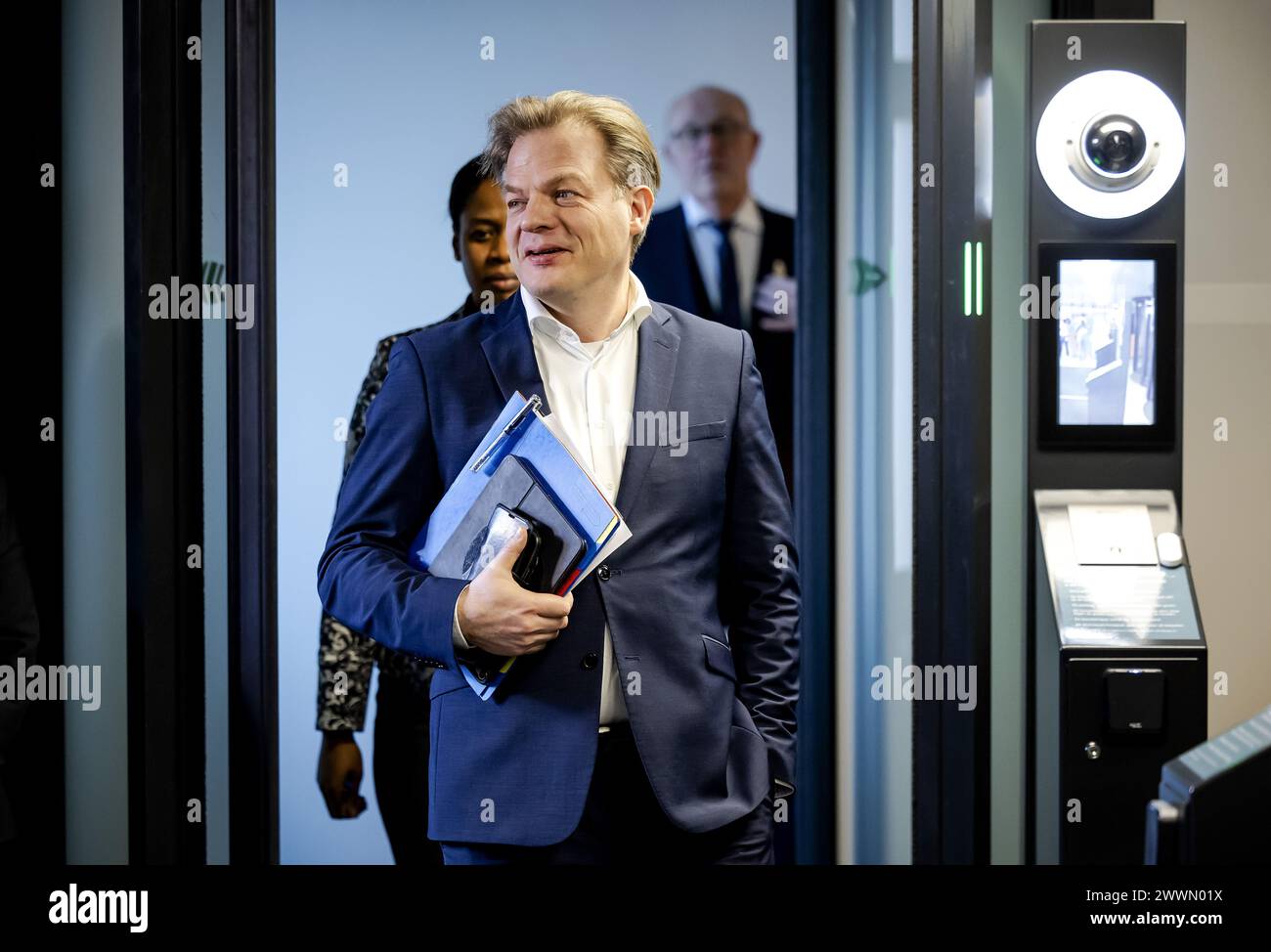 THE HAGUE - Merlien Welzijn (NSC) and Pieter Omtzigt (NSC) after a ...
