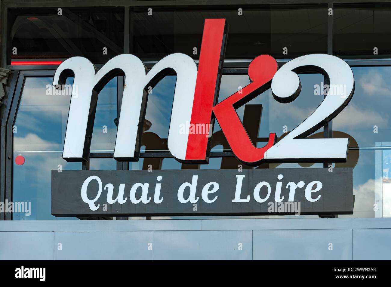 Mk2 sign hi-res stock photography and images - Alamy
