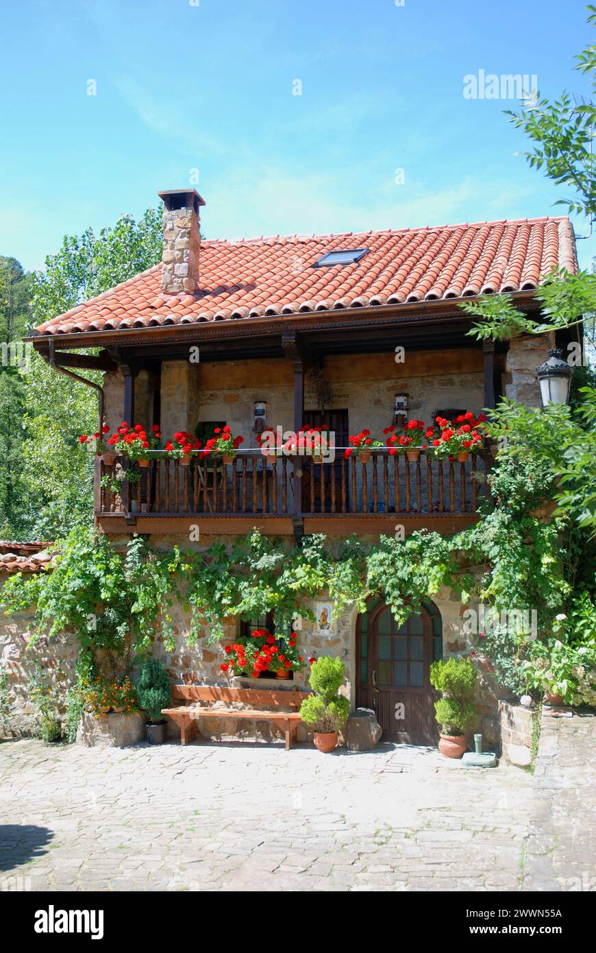 Casona barcena mayor hi-res stock photography and images - Alamy