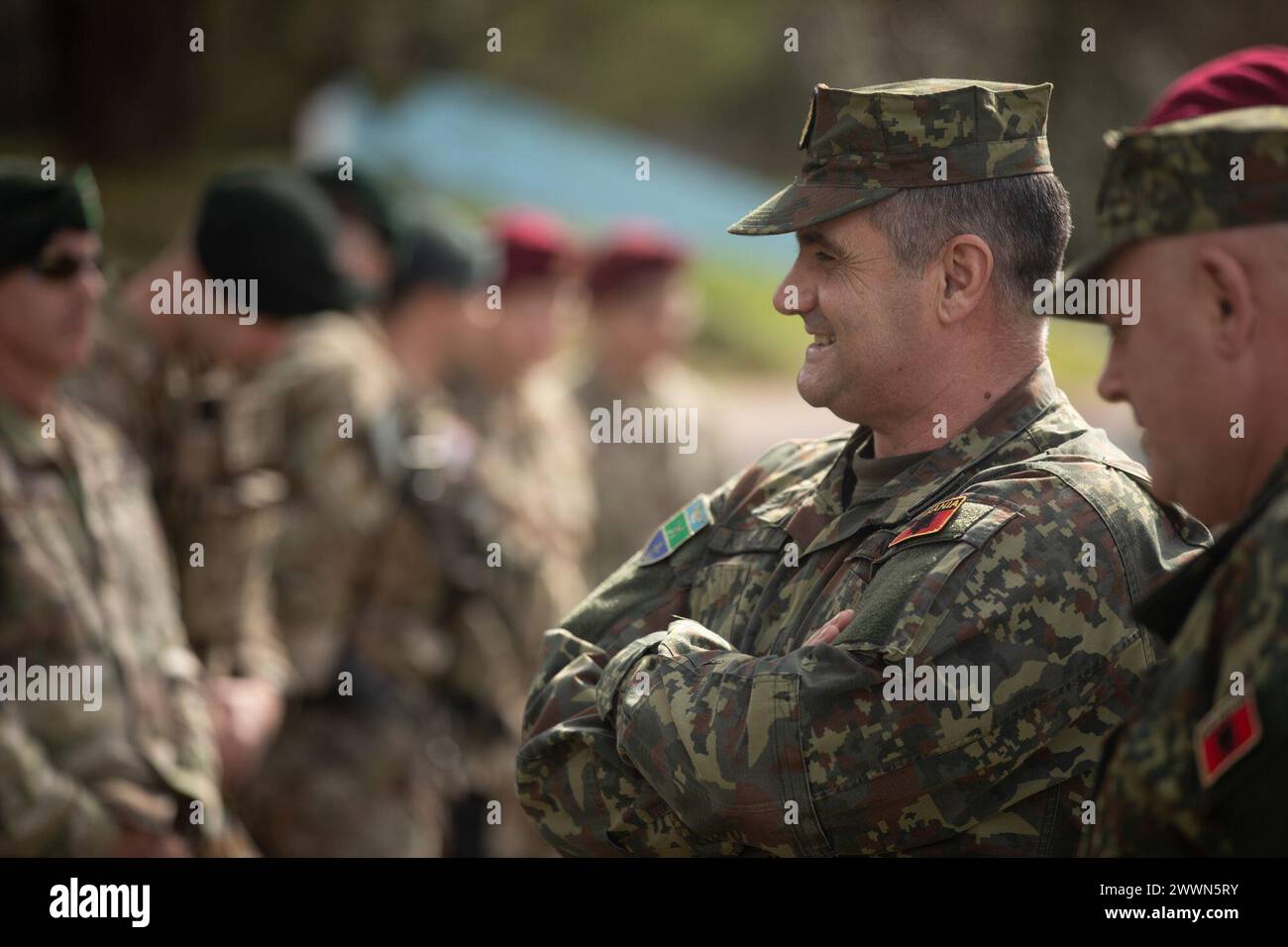 Albanian special operations forces soldiers and U.S. Green Berets ...