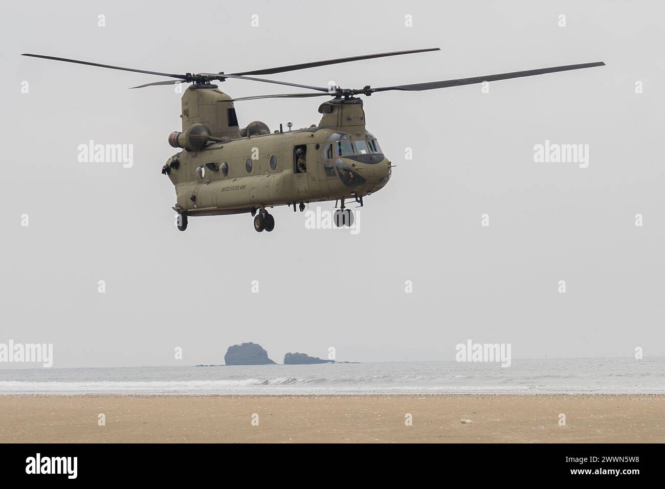 U.S. Army CH-47 Chinook helicopter conducts a flyover during the ROK/U ...