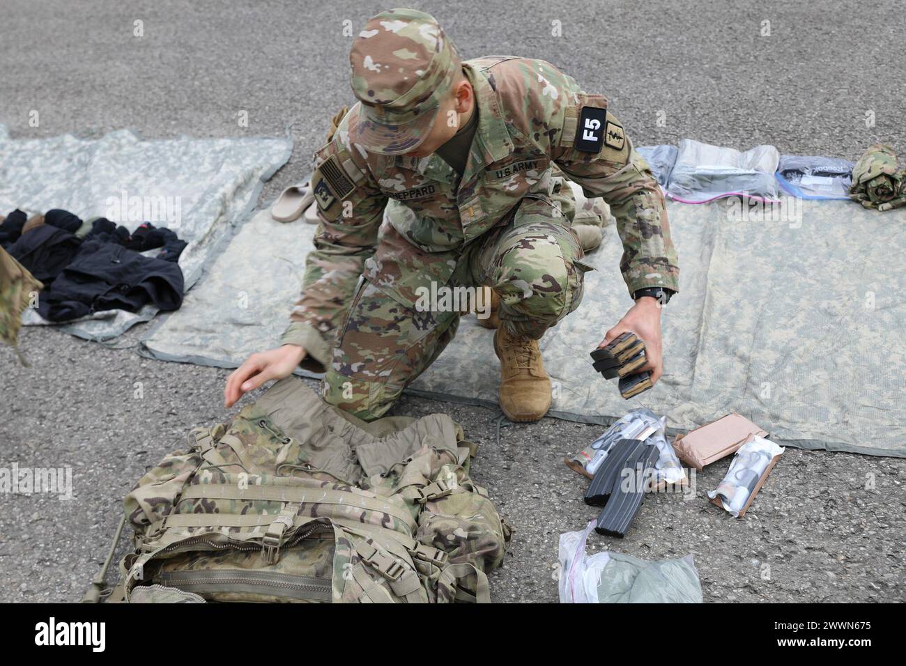 Combat de points hi-res stock photography and images - Alamy