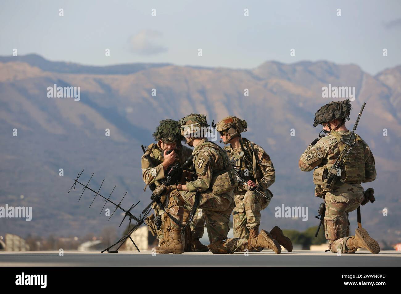 Anvil troop hi-res stock photography and images - Alamy