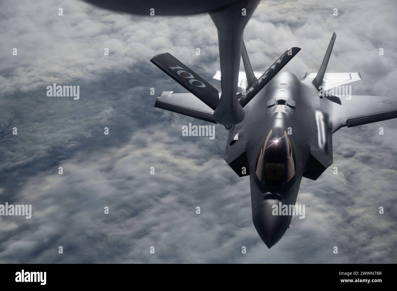 A U.S. Air Force F-35 Lighting II from the 48th Fighter Wing, Royal Air ...