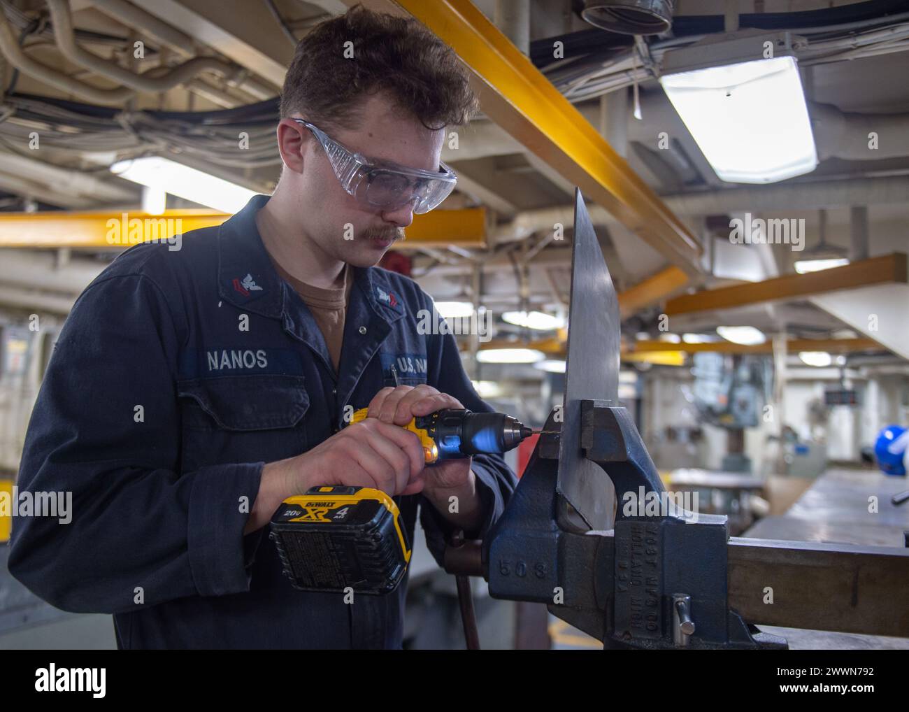 Machine shop activities hi-res stock photography and images - Alamy