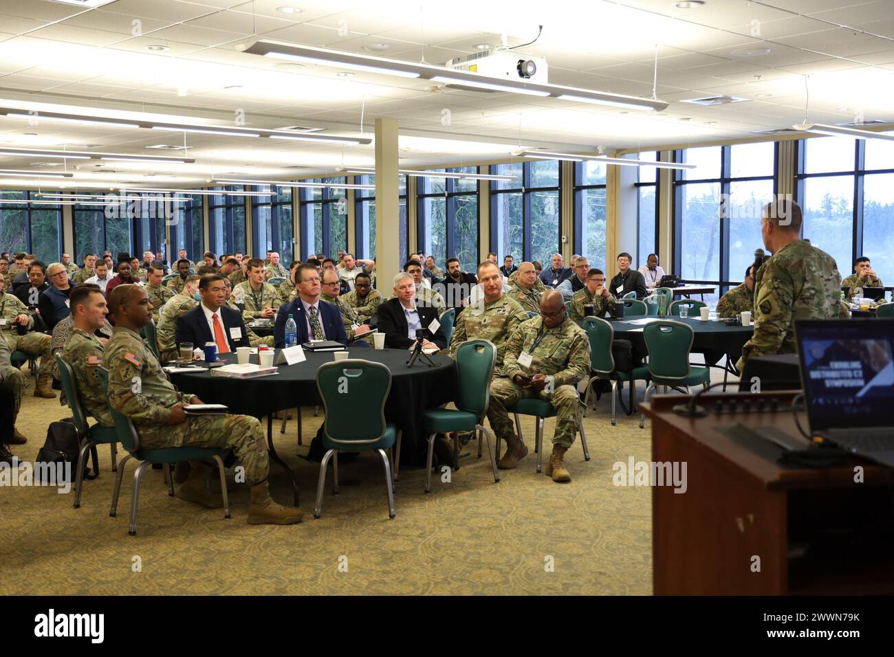 Knowledge advancements hi-res stock photography and images - Alamy