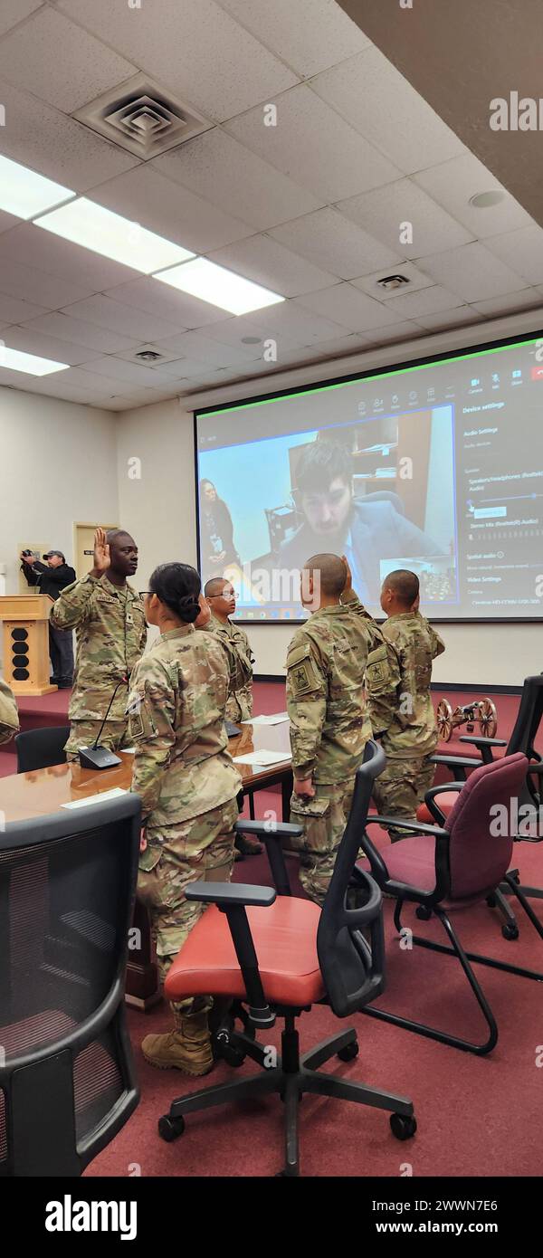 Thirty basic trainees from the 434th Field Artillery Brigade become the ...