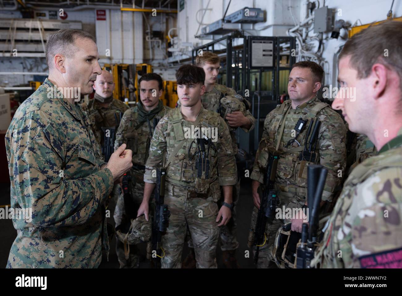 British royal marine commandos hi-res stock photography and images - Alamy