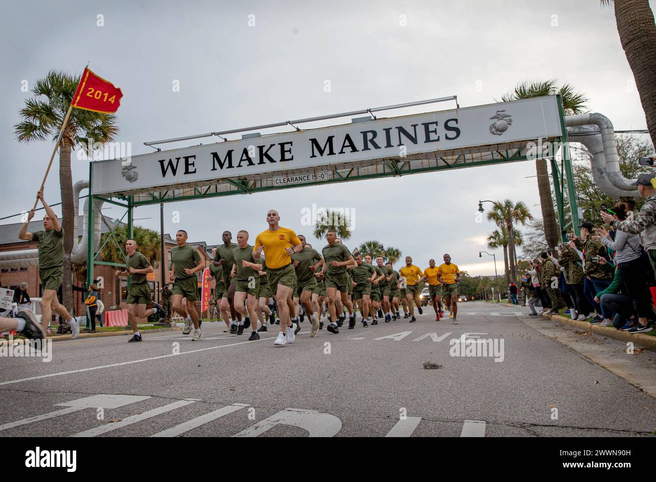 New Marines with Hotel Company, 2nd Recruit Training Battalion ...