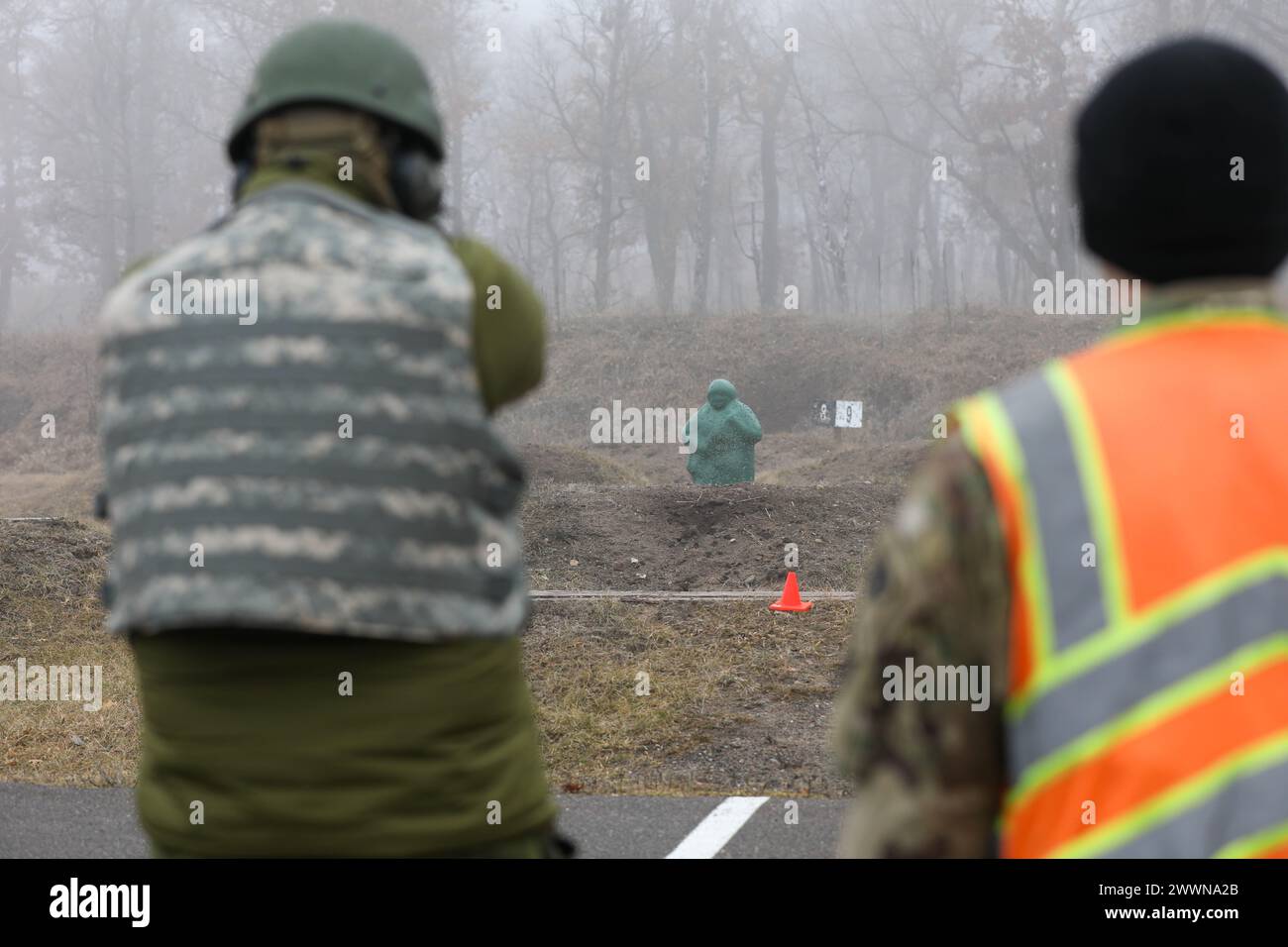 Norwegians in the Norwegian Home Guard complete M17 Pistol live-fire ...