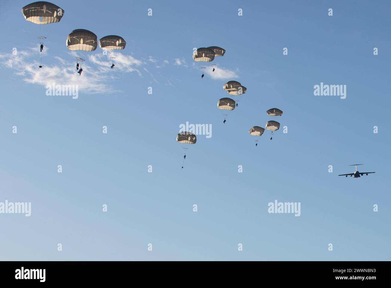 U.S. Army Soldiers from 3rd Battalion, 509th Parachute Infantry ...