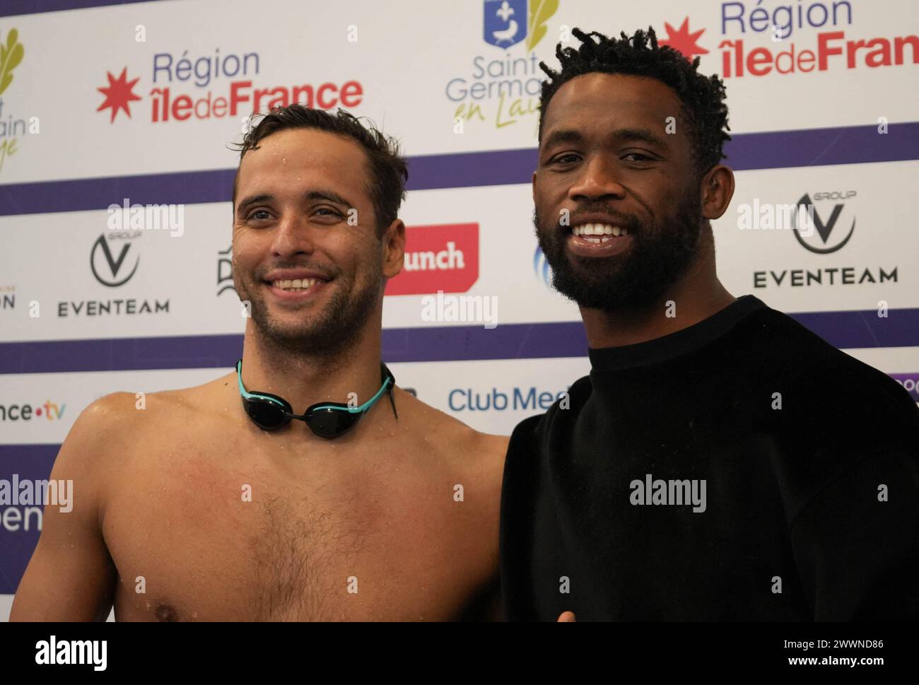 Chad LE CLOS of SOUTH AFRICA and SIYA KOLISI during the Giant Open 2024 ...