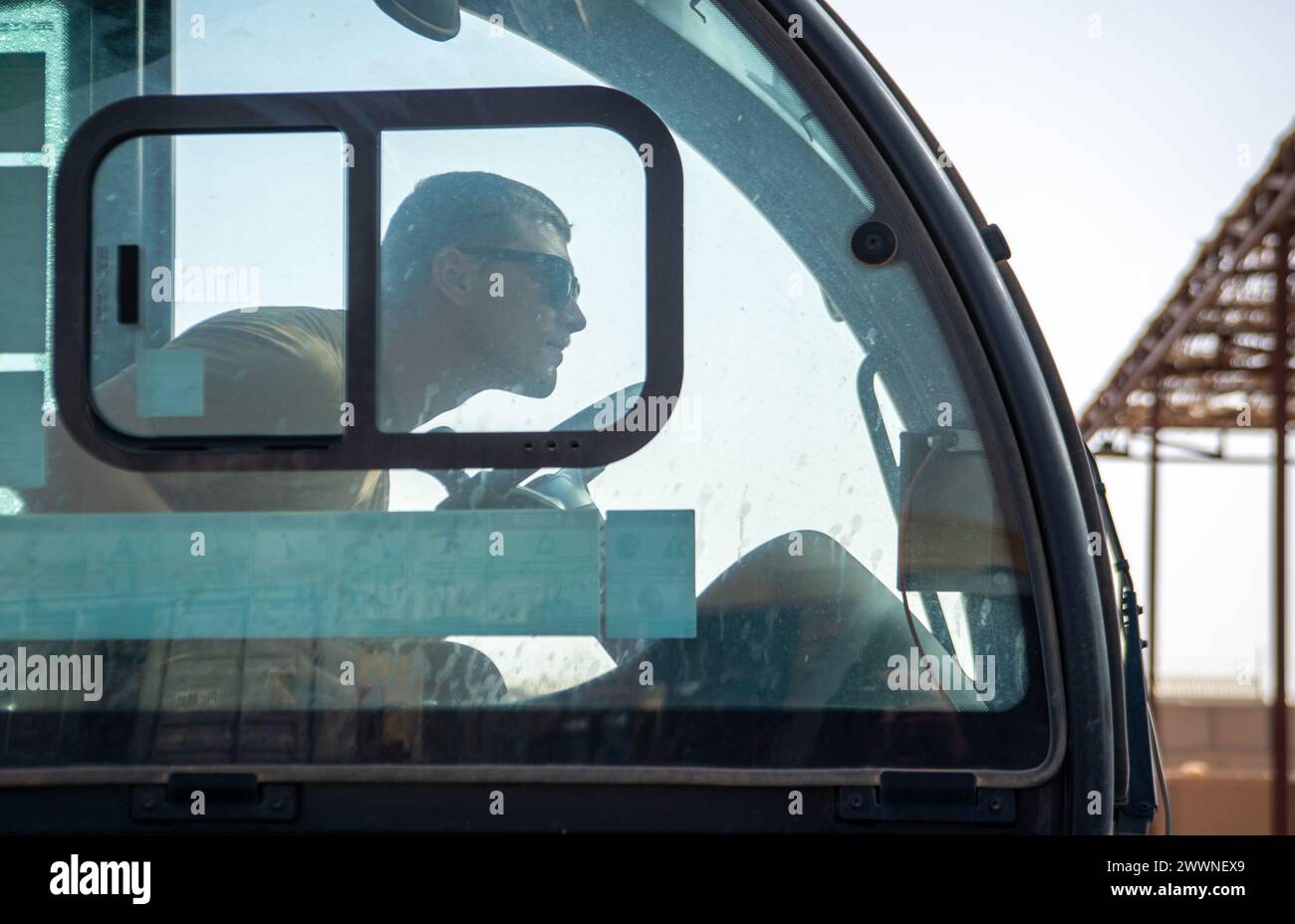 Basic expeditionary airfield resource power unit hi-res stock ...