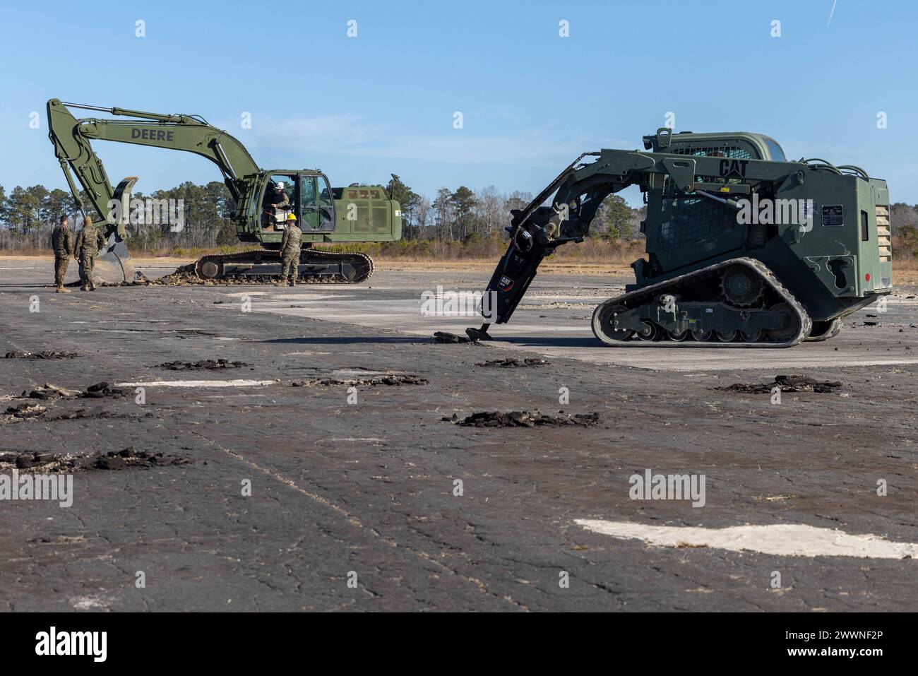 U.S. Marines assigned to Marine Wing Support Squadron 272, 2nd Marine ...