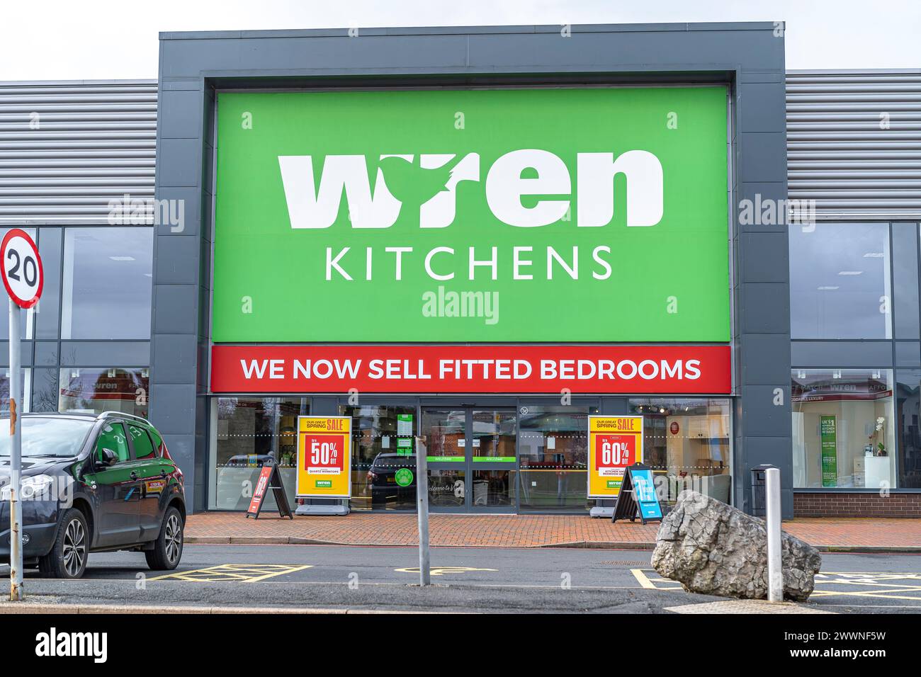 Front view of a Wren Kitchens large shop Stock Photo - Alamy