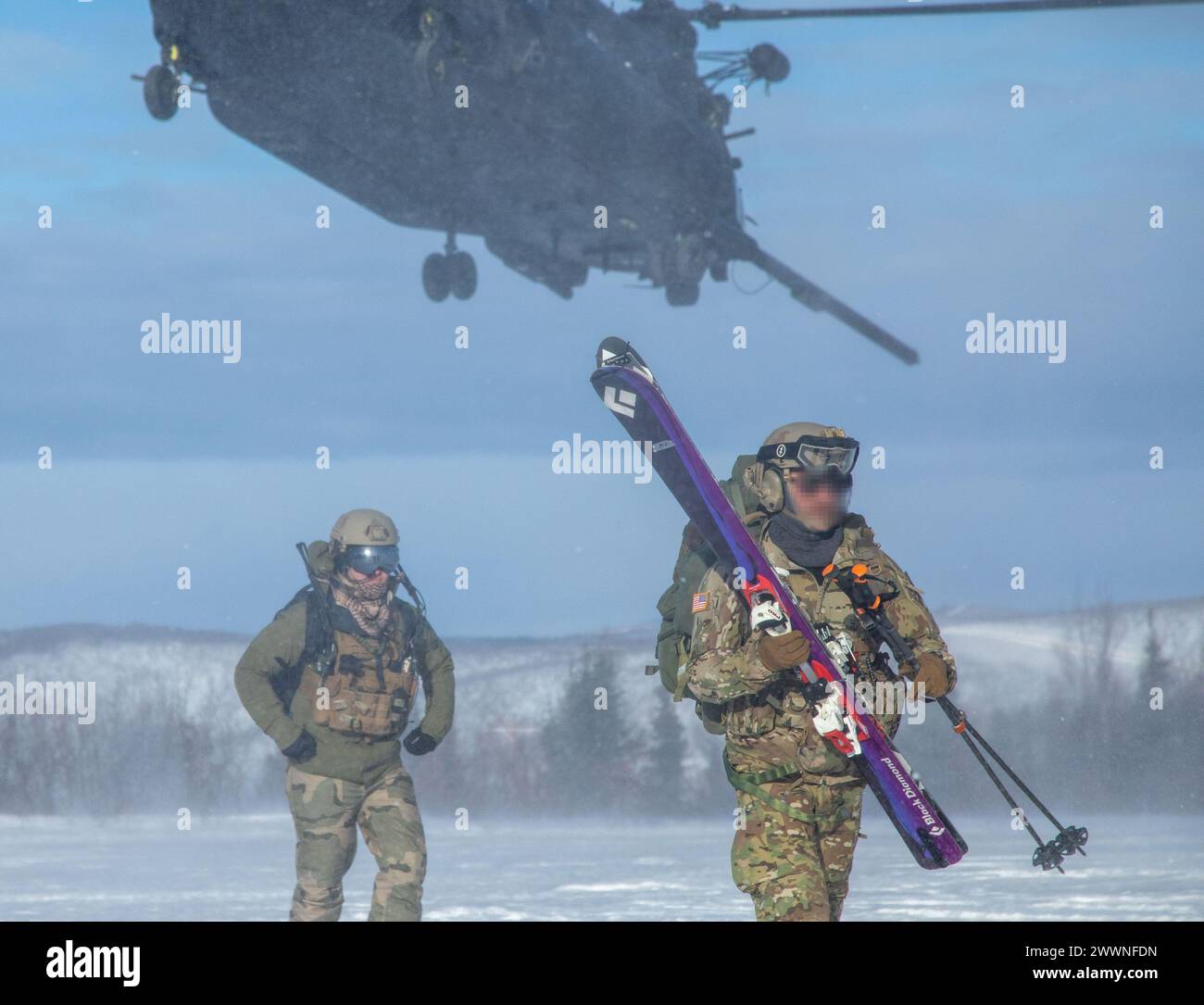 U.S. Army Green Berets with 10th Special Forces Group (Airborne ...
