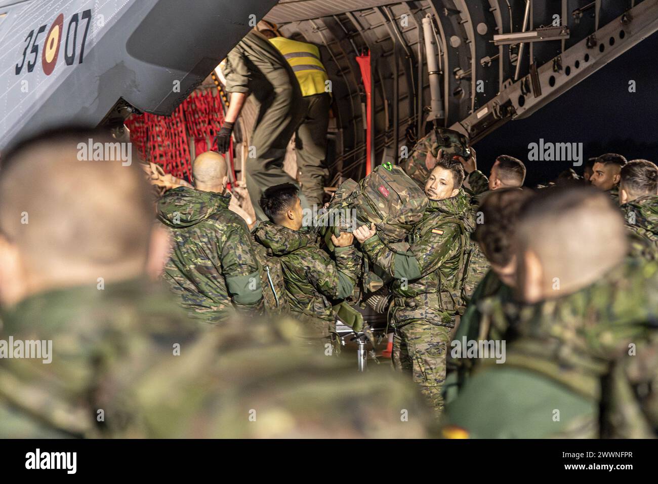 UK Troops from the 7th Light Mechanised Brigade Combat Team arrive at ...