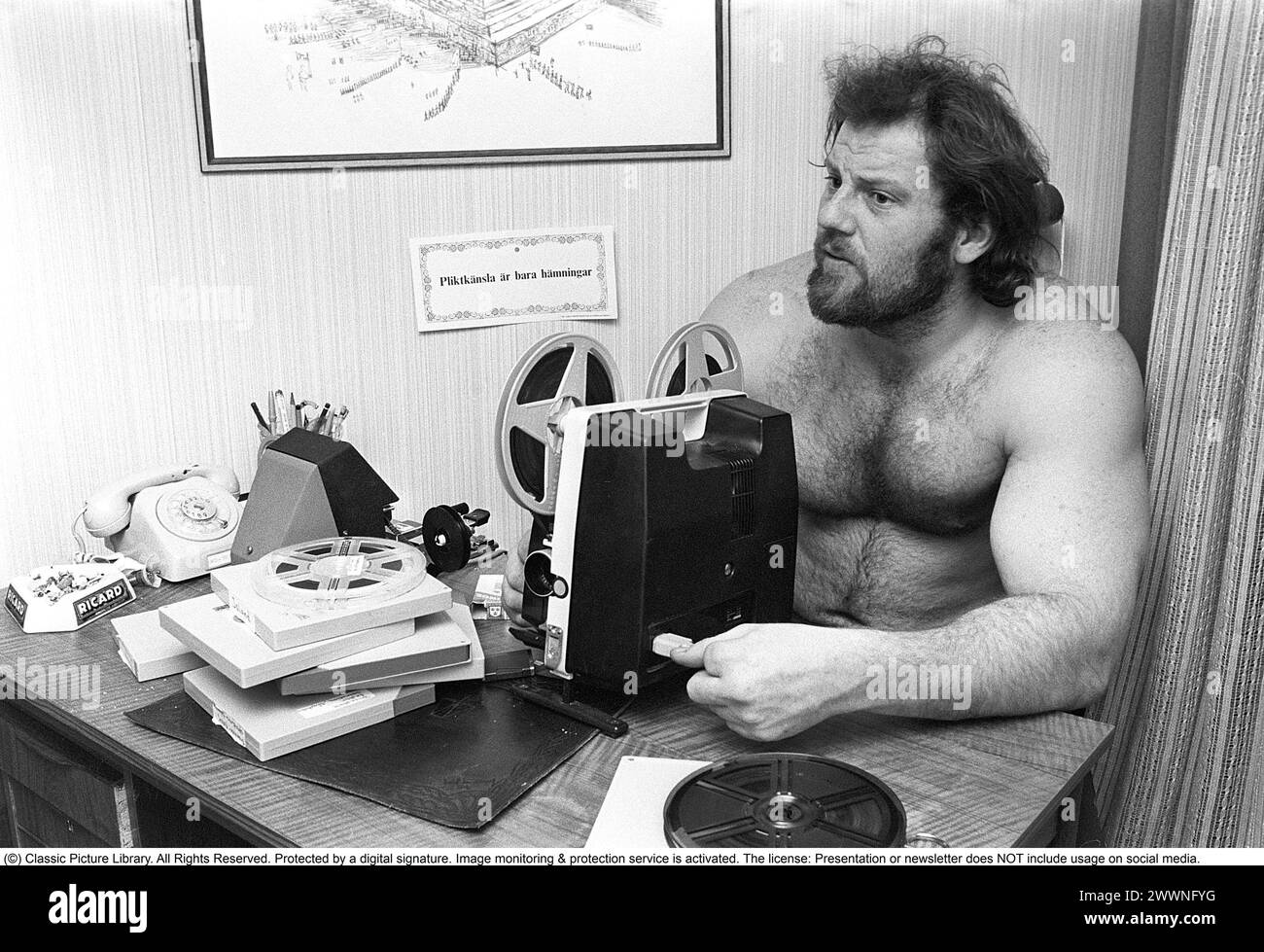 Film projector in the 19702. Ricky Bruch (1946-2011) Swedish track and ...