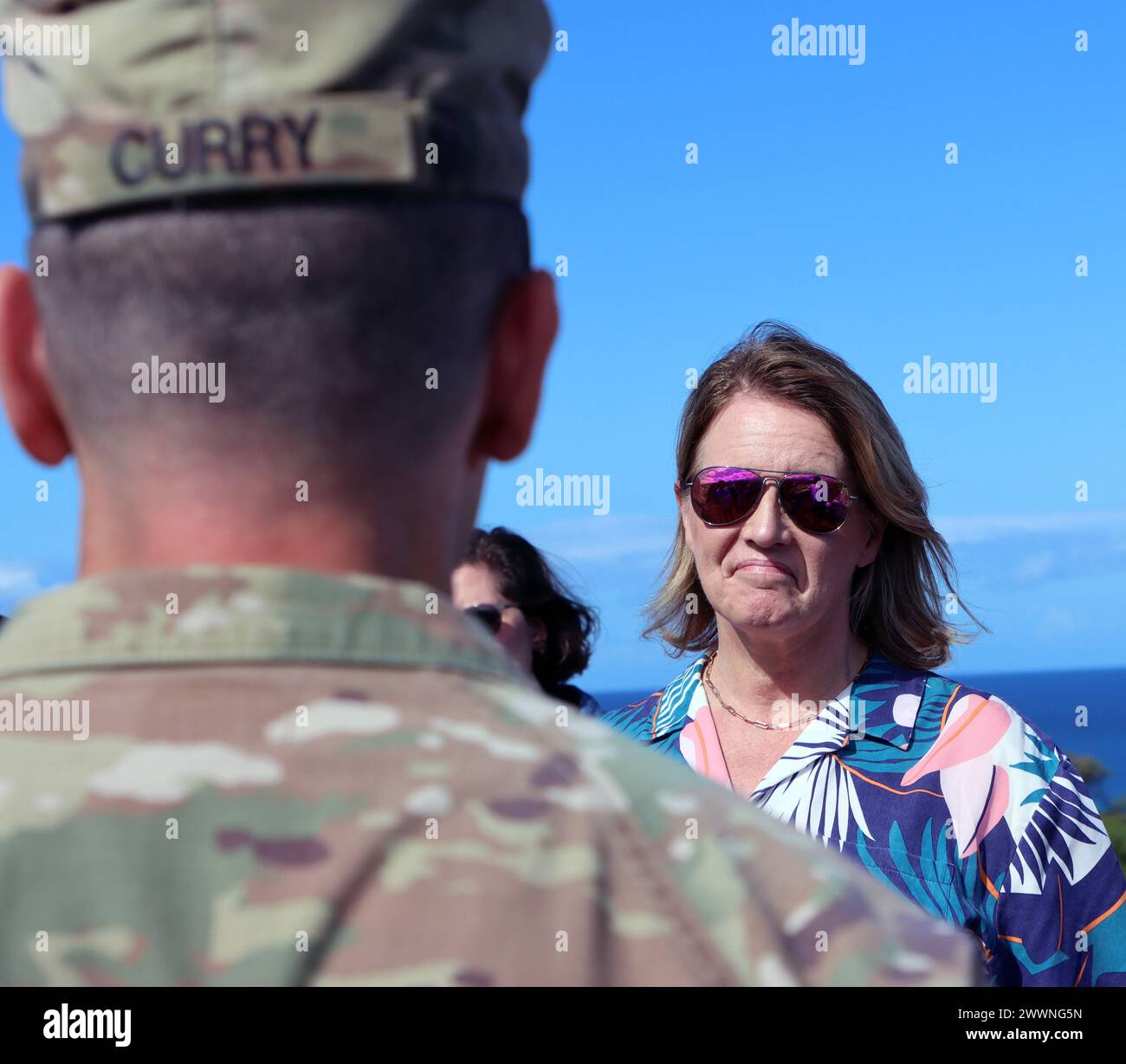 Deanna Criswell (right) FEMA administrator receives temporary housing ...