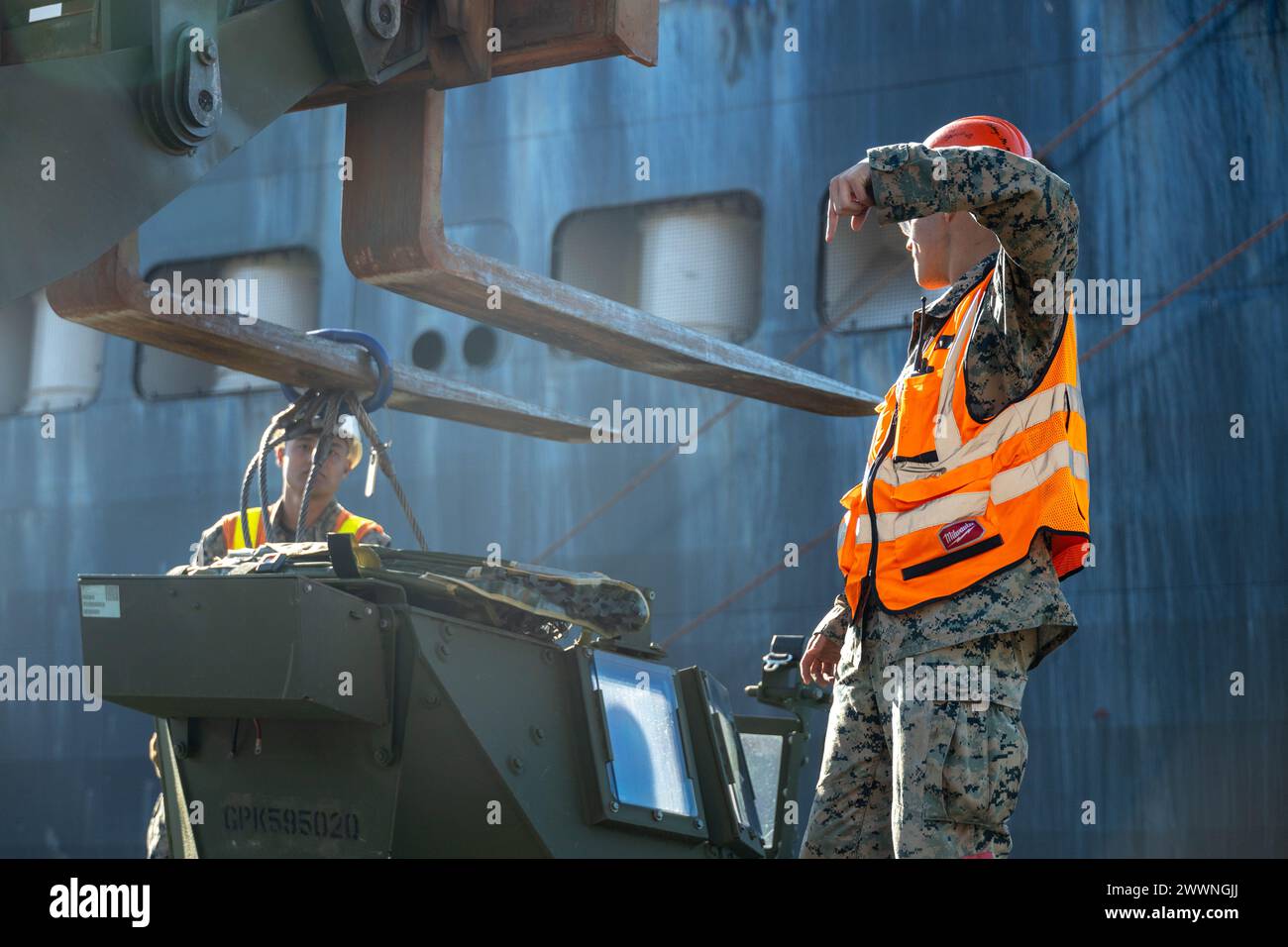 U.S. Marines 3rd Landing Support Battalion, Combat Logistics Regiment 3 ...