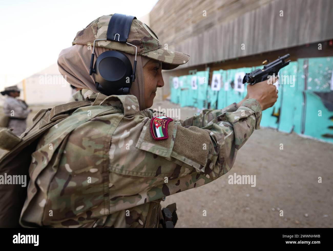 Jordanian armed forces hi-res stock photography and images - Alamy