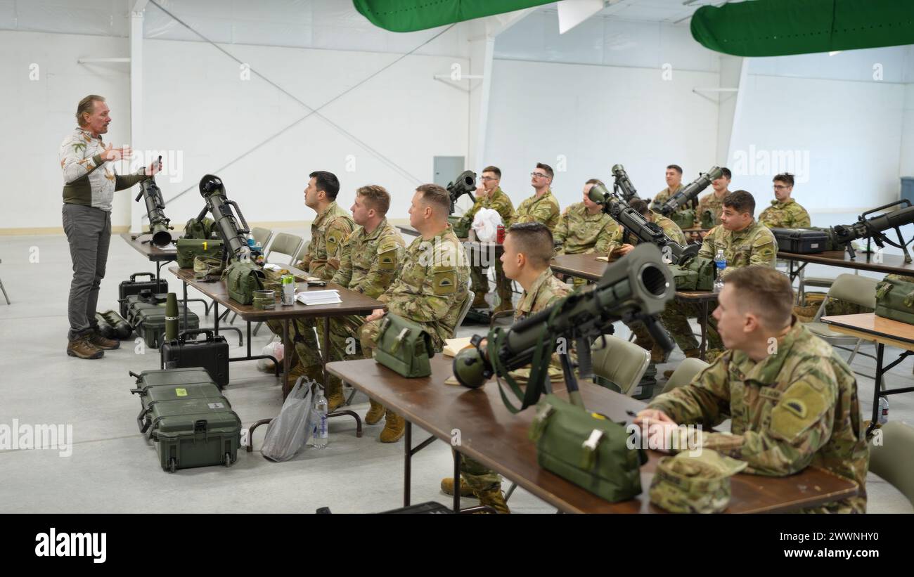 Oregon Army National Guard members received classroom instruction on ...