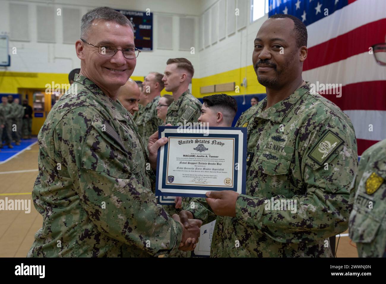 U s navy senior chief master at arms hi-res stock photography and ...