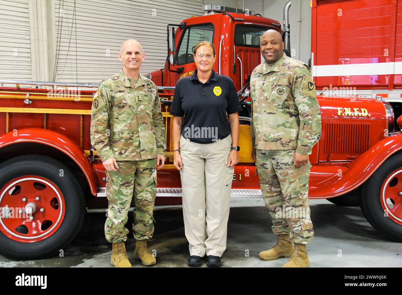 The commanding general of Installation Management Command, Lt. Gen ...