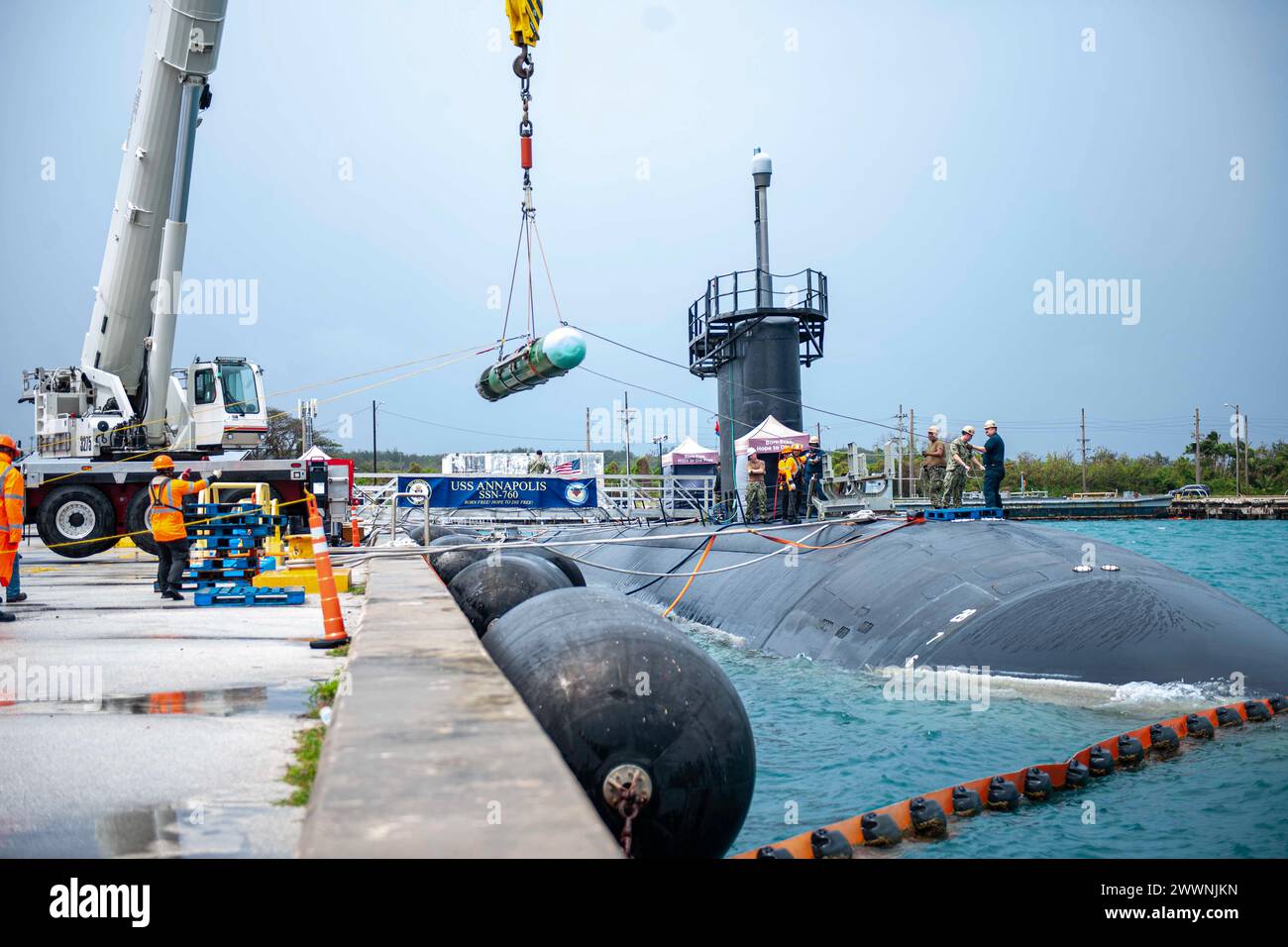 Mark 48 torpedo hi-res stock photography and images - Alamy