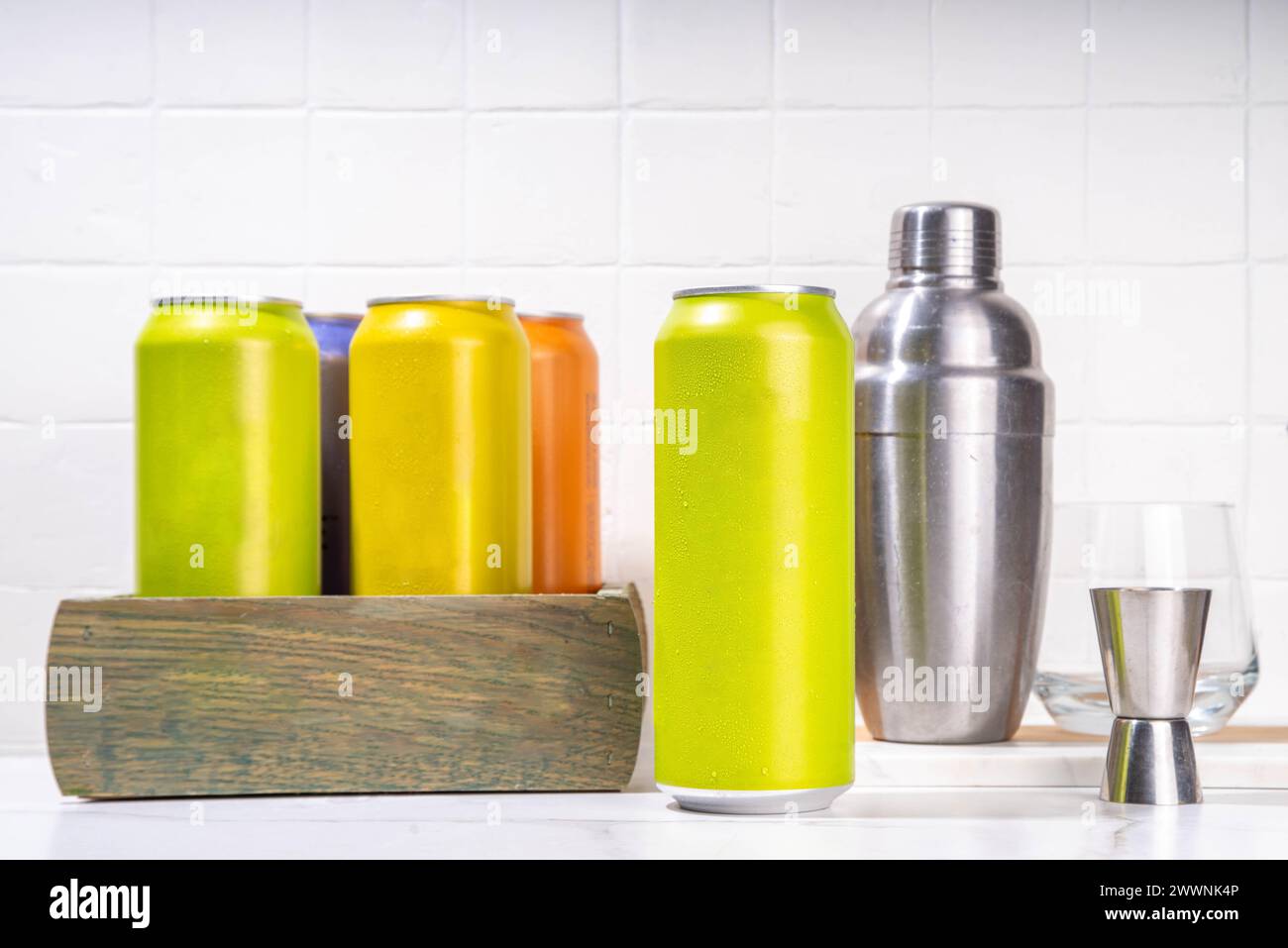 Rtd cocktail hi-res stock photography and images - Alamy