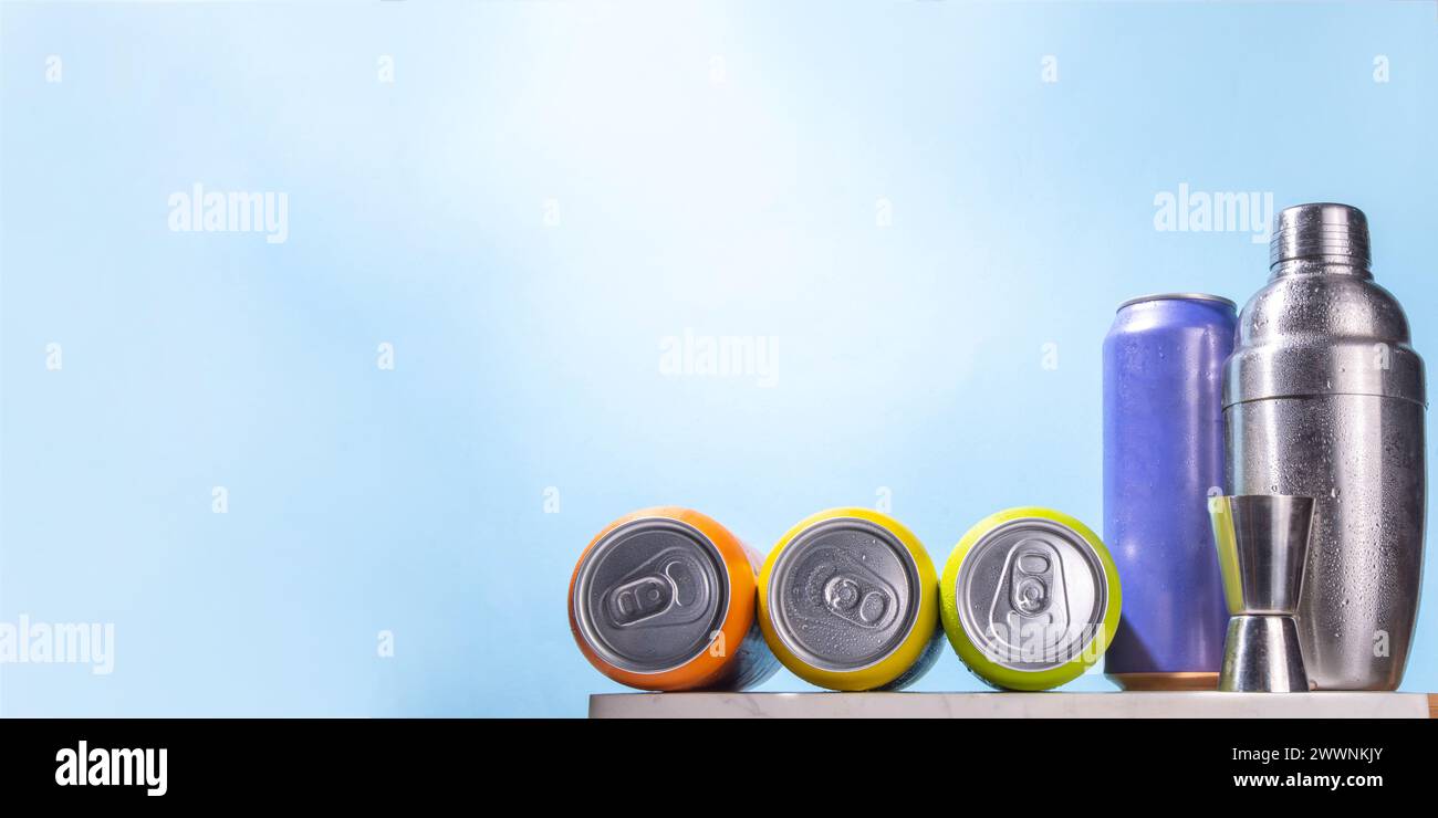 Rtd cocktail hi-res stock photography and images - Alamy