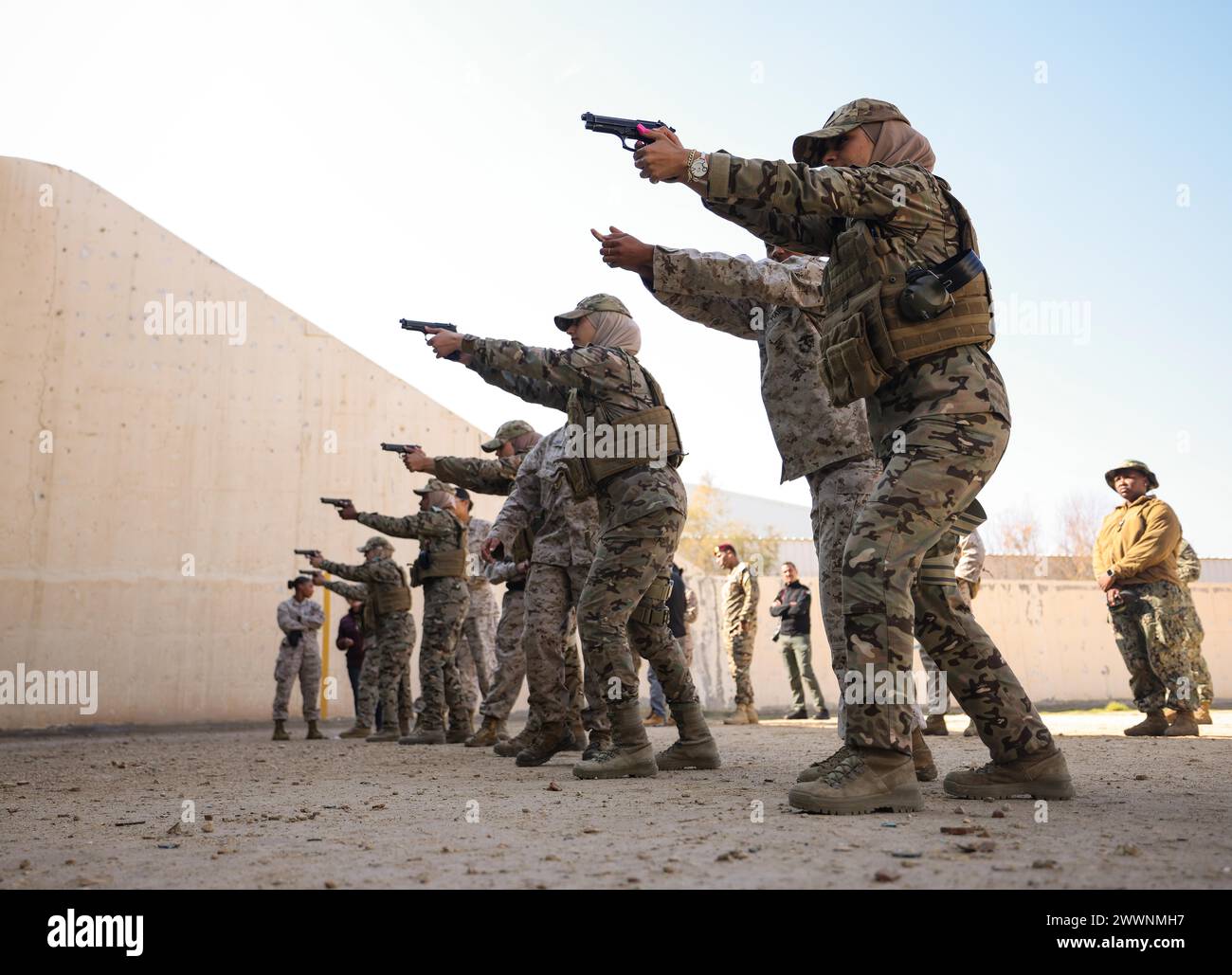 U.S. Marines and Jordanian Soldiers assigned to the Quick Response ...